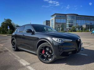 Black Alfa Romeo Stelvio 2020 in Vilnius, with an engine capacity of 2.00 L and mileage of 75 thousand km for 23999 €, photo 4 on AUTOMOTO.COM.LV