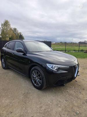 Melns Alfa Romeo Stelvio 2020 Kauņa, ar dzinēja tilpumu 2.14 L un nobraukumu 160 tūkst. km par 14800 €, foto 3 vietnē AUTOMOTO.COM.LV