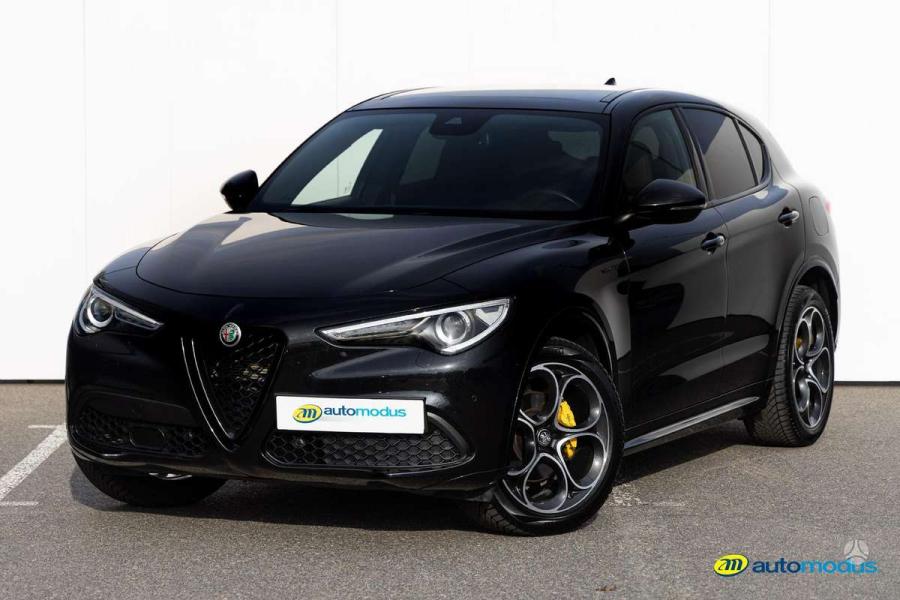 Black Alfa Romeo Stelvio 2021 in Vilnius, with an engine capacity of 2.00 L and mileage of 124 thousand km for 29900 €, photo 1 on AUTOMOTO.COM.LV