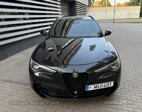 Melns Alfa Romeo Stelvio 2021 Rīga, ar dzinēja tilpumu 2.89 L un nobraukumu 81 tūkst. km par 43900 €, foto 4 vietnē AUTOMOTO.COM.LV