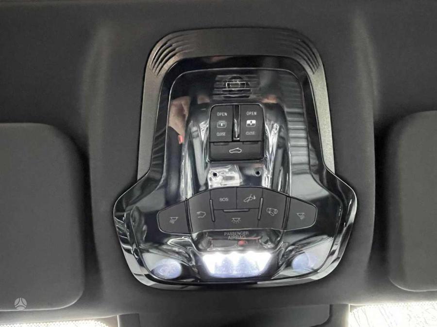 Melns Alfa Romeo Stelvio 2023 Viļņa, ar dzinēja tilpumu 2.89 L un nobraukumu 93 tūkst. km par 43500 €, foto 22 vietnē AUTOMOTO.COM.LV