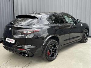 Melns Alfa Romeo Stelvio 2023 Viļņa, ar dzinēja tilpumu 2.89 L un nobraukumu 93 tūkst. km par 43500 €, foto 7 vietnē AUTOMOTO.COM.LV