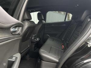 Melns Alfa Romeo Stelvio 2023 Viļņa, ar dzinēja tilpumu 2.89 L un nobraukumu 93 tūkst. km par 43500 €, foto 16 vietnē AUTOMOTO.COM.LV
