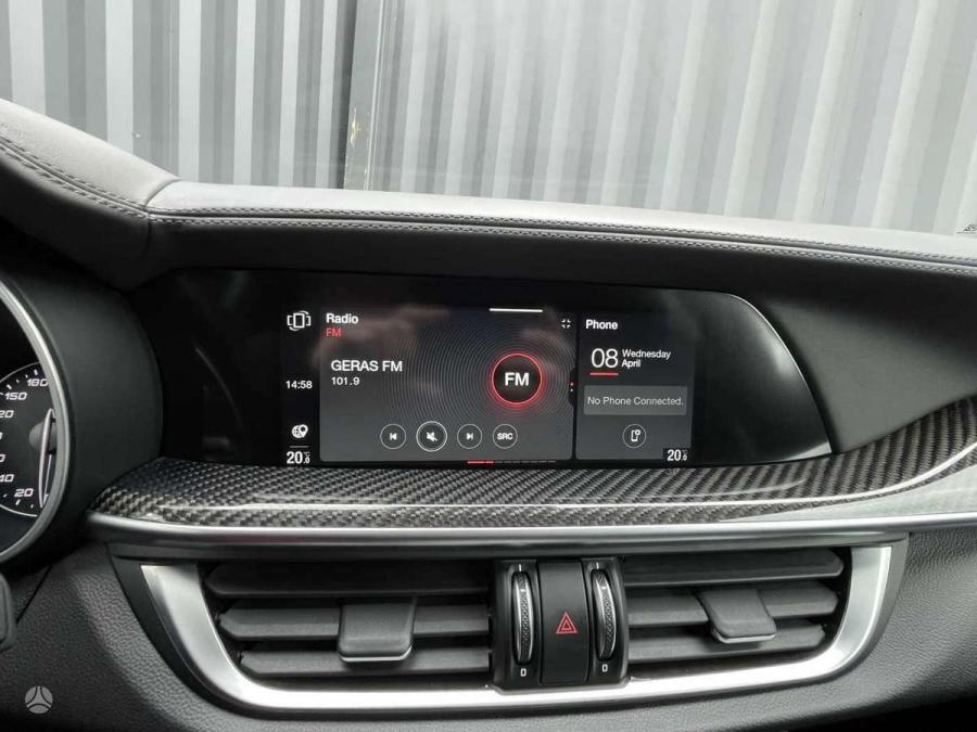 Melns Alfa Romeo Stelvio 2023 Viļņa, ar dzinēja tilpumu 2.89 L un nobraukumu 93 tūkst. km par 43500 €, foto 21 vietnē AUTOMOTO.COM.LV