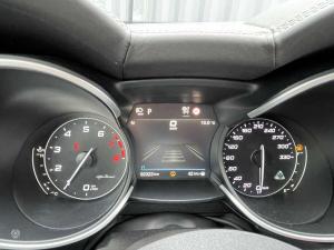 Melns Alfa Romeo Stelvio 2023 Viļņa, ar dzinēja tilpumu 2.89 L un nobraukumu 93 tūkst. km par 43500 €, foto 23 vietnē AUTOMOTO.COM.LV