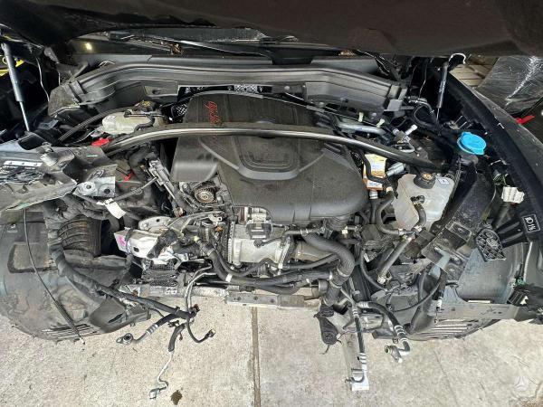 Melns Alfa Romeo Stelvio 2024 Klaipėda, ar dzinēja tilpumu 2.14 L un nobraukumu 41 tūkst. km par 9500 €, foto 7 vietnē AUTOMOTO.COM.LV