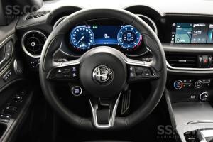 Melns Alfa Romeo Stelvio 2024 Rīga, ar dzinēja tilpumu 2.00 L un nobraukumu 6 tūkst. km par 52990 €, foto 19 vietnē AUTOMOTO.COM.LV