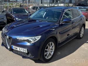 Zils Alfa Romeo Stelvio 2017 Rīga, ar dzinēja tilpumu 2.20 L un nobraukumu 106 tūkst. km par 19900 €, foto  vietnē AUTOMOTO.COM.LV