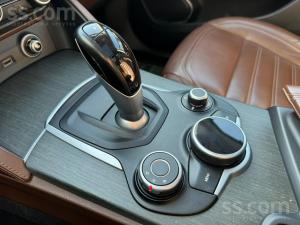 Zils Alfa Romeo Stelvio 2017 Rīga, ar dzinēja tilpumu 2.20 L un nobraukumu 106 tūkst. km par 19900 €, foto 27 vietnē AUTOMOTO.COM.LV