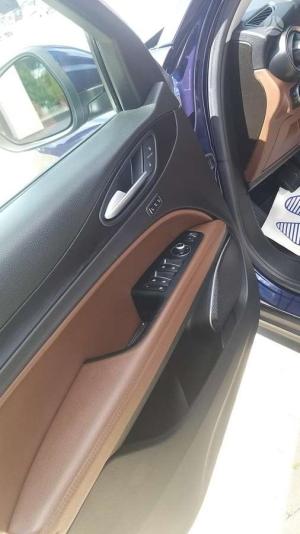 Zils Alfa Romeo Stelvio 2018 Kauņa, ar dzinēja tilpumu 2.00 L un nobraukumu 282 tūkst. km par 14700 €, foto 6 vietnē AUTOMOTO.COM.LV