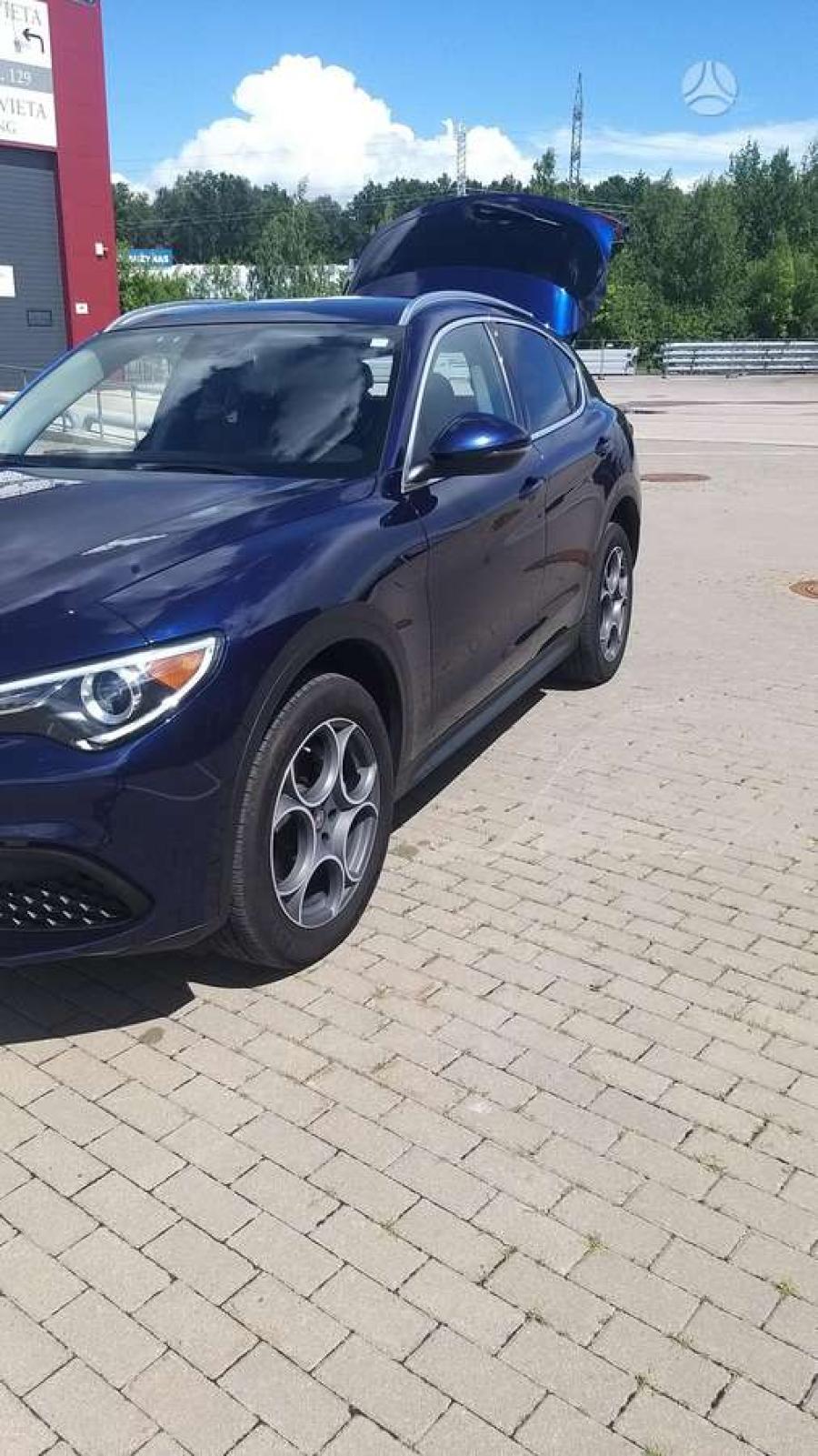 Zils Alfa Romeo Stelvio 2018 Kauņa, ar dzinēja tilpumu 2.00 L un nobraukumu 282 tūkst. km par 14700 €, foto 15 vietnē AUTOMOTO.COM.LV