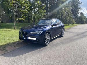 Zils Alfa Romeo Stelvio 2018 Kauņa, ar dzinēja tilpumu 2.20 L un nobraukumu 302 tūkst. km par 14900 €, foto  vietnē AUTOMOTO.COM.LV