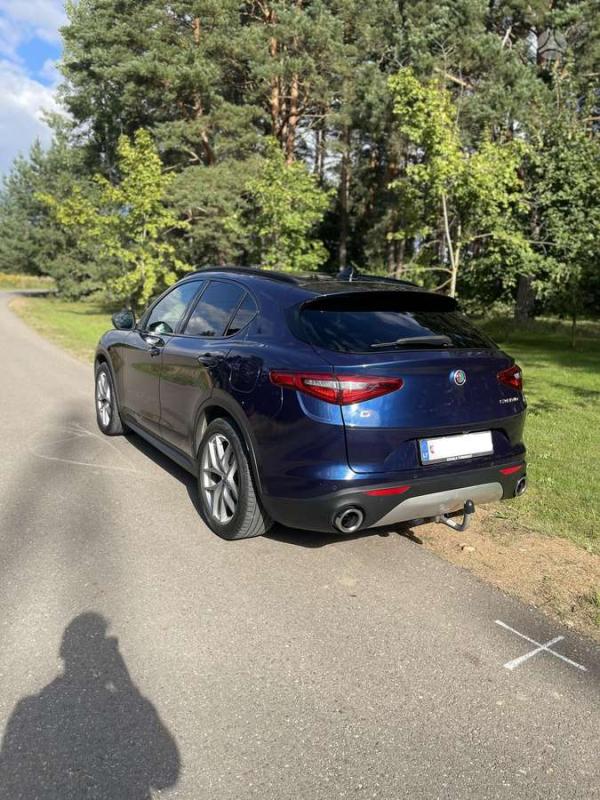 Синий Альфа Ромео Стелвио 2018 в Каунас, объемом двигателя 2.20 л и пробегом 302 тыс. км за 14900 €, фото 5 на AUTOMOTO.COM.LV