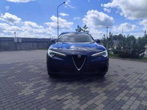 Blue Alfa Romeo Stelvio 2019 in Siauliai, with an engine capacity of 2.20 L and mileage of 205 thousand km for 12900 €, photo 3 on AUTOMOTO.COM.LV