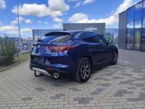 Blue Alfa Romeo Stelvio 2019 in Siauliai, with an engine capacity of 2.20 L and mileage of 205 thousand km for 12900 €, photo 10 on AUTOMOTO.COM.LV
