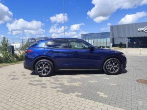 Blue Alfa Romeo Stelvio 2019 in Siauliai, with an engine capacity of 2.20 L and mileage of 205 thousand km for 12900 €, photo 12 on AUTOMOTO.COM.LV
