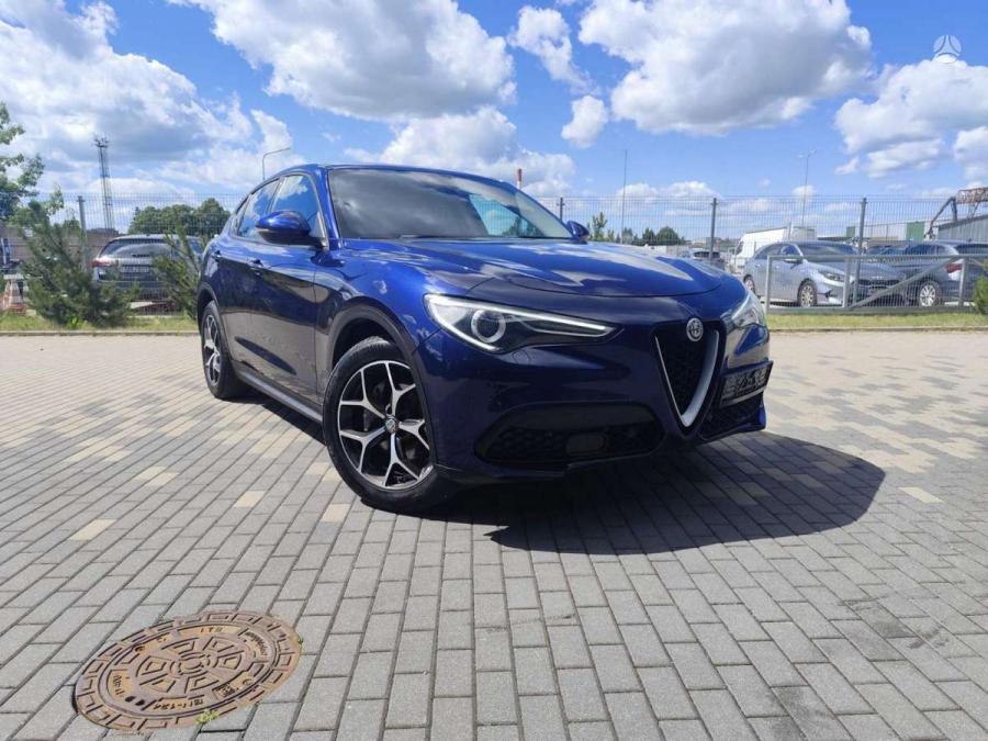 Blue Alfa Romeo Stelvio 2019 in Siauliai, with an engine capacity of 2.20 L and mileage of 205 thousand km for 12900 €, photo 14 on AUTOMOTO.COM.LV