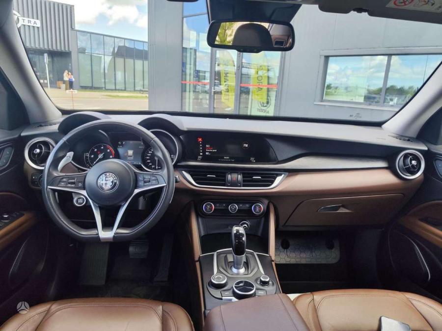 Blue Alfa Romeo Stelvio 2019 in Siauliai, with an engine capacity of 2.20 L and mileage of 205 thousand km for 12900 €, photo 22 on AUTOMOTO.COM.LV