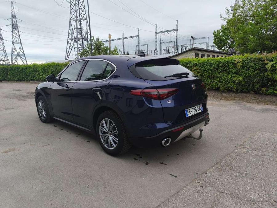 Zils Alfa Romeo Stelvio 2019 Kelmė, ar dzinēja tilpumu 2.14 L un nobraukumu 320 tūkst. km par 11400 €, foto 5 vietnē AUTOMOTO.COM.LV