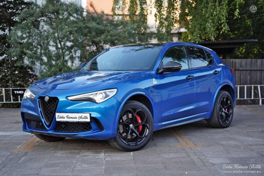 Blue Alfa Romeo Stelvio 2019 in Vilnius, with an engine capacity of 2.89 L and mileage of 159 thousand km for 39950 €, photo 1 on AUTOMOTO.COM.LV