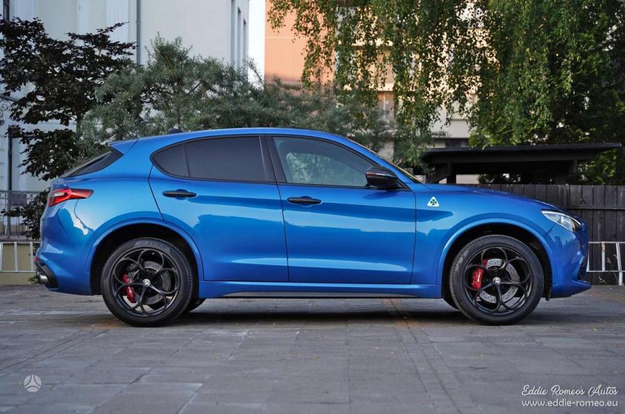 Blue Alfa Romeo Stelvio 2019 in Vilnius, with an engine capacity of 2.89 L and mileage of 159 thousand km for 39950 €, photo 11 on AUTOMOTO.COM.LV