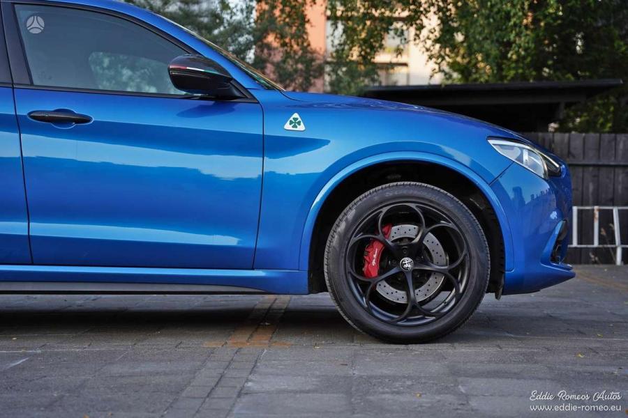 Blue Alfa Romeo Stelvio 2019 in Vilnius, with an engine capacity of 2.89 L and mileage of 159 thousand km for 39950 €, photo 13 on AUTOMOTO.COM.LV