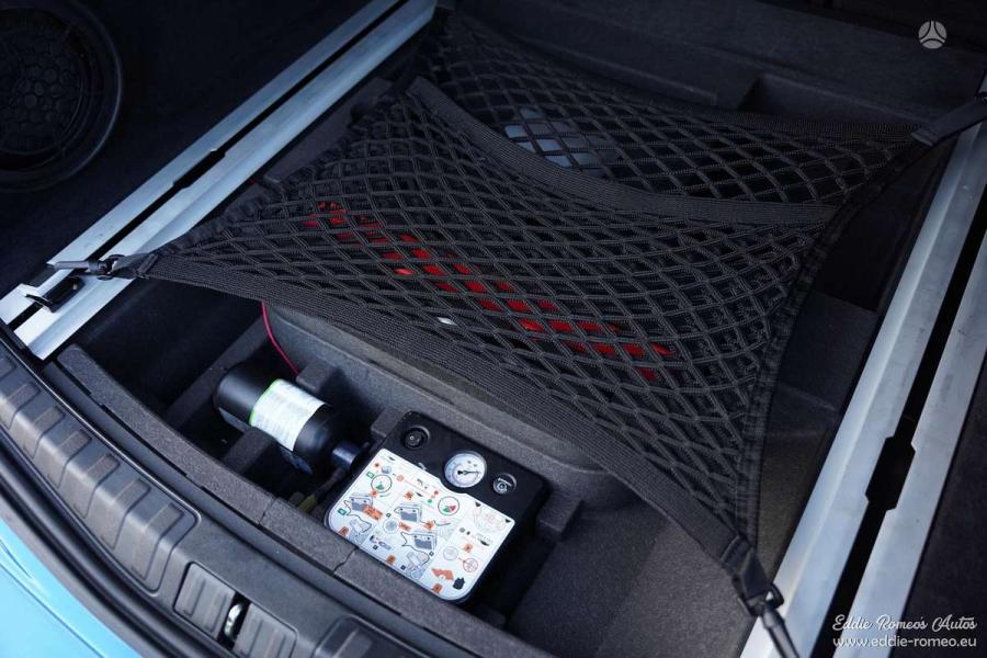 Blue Alfa Romeo Stelvio 2019 in Vilnius, with an engine capacity of 2.89 L and mileage of 159 thousand km for 39950 €, photo 23 on AUTOMOTO.COM.LV