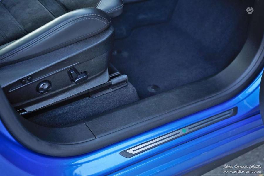 Blue Alfa Romeo Stelvio 2019 in Vilnius, with an engine capacity of 2.89 L and mileage of 159 thousand km for 39950 €, photo 61 on AUTOMOTO.COM.LV
