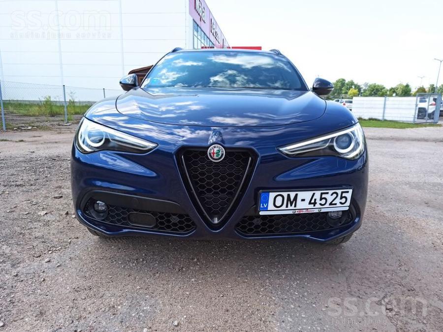 Синий Альфа Ромео Стелвио 2019 в Даугавпилс, объемом двигателя 2.20 л и пробегом 0 тыс. км за 19950 €, фото 4 на AUTOMOTO.COM.LV