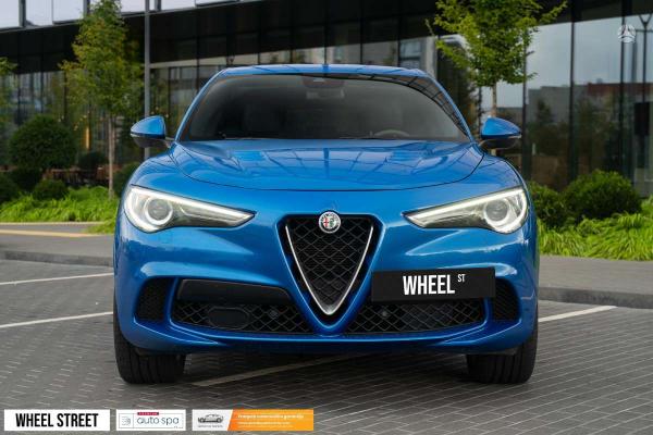 Blue Alfa Romeo Stelvio 2020 in Vilnius, with an engine capacity of 2.89 L and mileage of 33 thousand km for 46000 €, photo 1 on AUTOMOTO.COM.LV