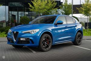 Blue Alfa Romeo Stelvio 2020 in Vilnius, with an engine capacity of 2.89 L and mileage of 33 thousand km for 46000 €, photo 2 on AUTOMOTO.COM.LV