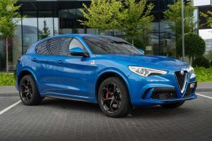 Blue Alfa Romeo Stelvio 2020 in Vilnius, with an engine capacity of 2.89 L and mileage of 33 thousand km for 46000 €, photo 9 on AUTOMOTO.COM.LV
