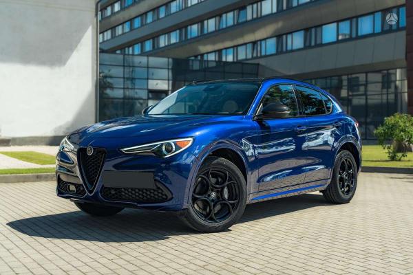 Blue Alfa Romeo Stelvio 2021 in Klaipeda, with an engine capacity of 2.00 L and mileage of 13 thousand km for 29990 €, photo 1 on AUTOMOTO.COM.LV