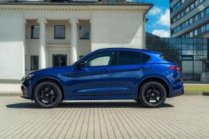 Zils Alfa Romeo Stelvio 2021 Klaipėda, ar dzinēja tilpumu 2.00 L un nobraukumu 13 tūkst. km par 29990 €, foto 11 vietnē AUTOMOTO.COM.LV