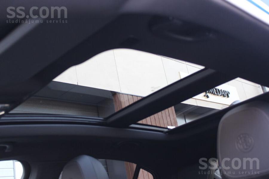 Blue Alfa Romeo Stelvio 2024 in Riga, with an engine capacity of 2.90 L and mileage of 40 thousand km for 68580 €, photo 12 on AUTOMOTO.COM.LV