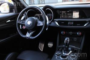 Blue Alfa Romeo Stelvio 2024 in Riga, with an engine capacity of 2.90 L and mileage of 40 thousand km for 68580 €, photo 16 on AUTOMOTO.COM.LV