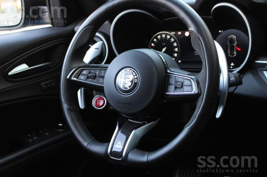 Blue Alfa Romeo Stelvio 2024 in Riga, with an engine capacity of 2.90 L and mileage of 40 thousand km for 68580 €, photo 17 on AUTOMOTO.COM.LV