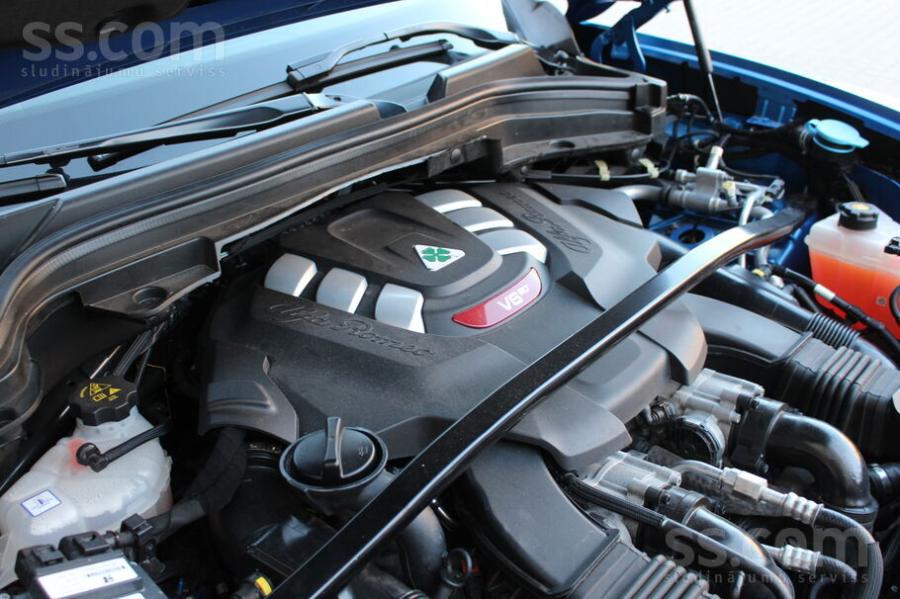 Blue Alfa Romeo Stelvio 2024 in Riga, with an engine capacity of 2.90 L and mileage of 40 thousand km for 68580 €, photo 31 on AUTOMOTO.COM.LV