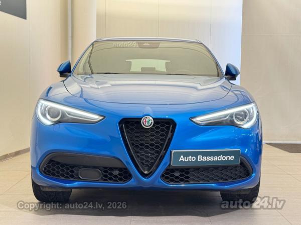 Синий Альфа Ромео Стелвио 2020 в Таллин, объемом двигателя 2.00 л и пробегом 72 тыс. км за 28900 €, фото 2 на AUTOMOTO.COM.LV