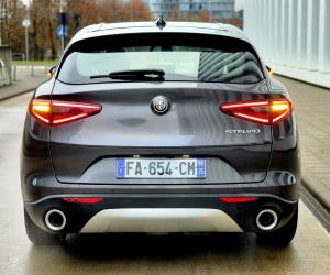 Brūns Alfa Romeo Stelvio 2018 Viļņa, ar dzinēja tilpumu 2.14 L un nobraukumu 167 tūkst. km par 13800 €, foto 7 vietnē AUTOMOTO.COM.LV