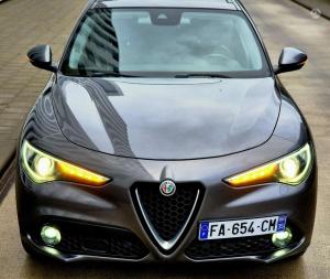 Brūns Alfa Romeo Stelvio 2018 Viļņa, ar dzinēja tilpumu 2.14 L un nobraukumu 167 tūkst. km par 13800 €, foto 9 vietnē AUTOMOTO.COM.LV