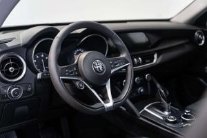 Brūns Alfa Romeo Stelvio 2020 Viļņa, ar dzinēja tilpumu 2.00 L un nobraukumu 49 tūkst. km par 23900 €, foto 12 vietnē AUTOMOTO.COM.LV