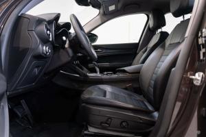 Brūns Alfa Romeo Stelvio 2020 Viļņa, ar dzinēja tilpumu 2.00 L un nobraukumu 49 tūkst. km par 23900 €, foto 13 vietnē AUTOMOTO.COM.LV