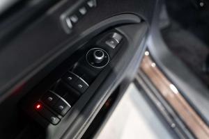 Brūns Alfa Romeo Stelvio 2020 Viļņa, ar dzinēja tilpumu 2.00 L un nobraukumu 49 tūkst. km par 23900 €, foto 17 vietnē AUTOMOTO.COM.LV