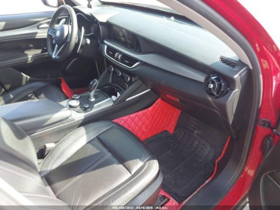 Alfa Romeo Stelvio 2018 Klaipėda, ar dzinēja tilpumu 0.00 L un nobraukumu 0 tūkst. km par 9500 €, foto 6 vietnē AUTOMOTO.COM.LV