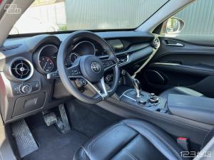 Alfa Romeo Stelvio 2018 Tauragė, ar dzinēja tilpumu 2.10 L un nobraukumu 117 tūkst. km par 13900 €, foto 13 vietnē AUTOMOTO.COM.LV
