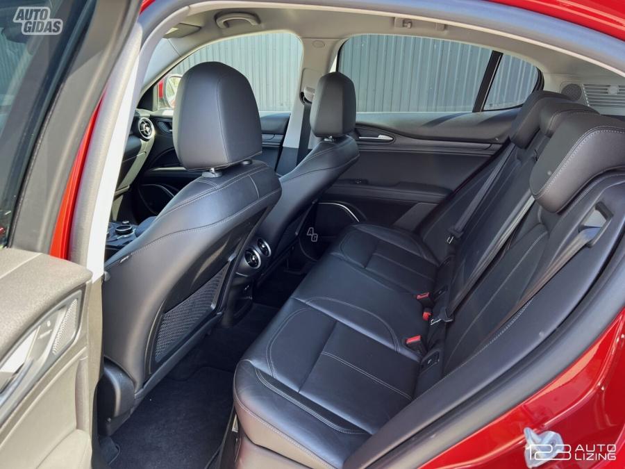 Alfa Romeo Stelvio 2018 Tauragė, ar dzinēja tilpumu 2.10 L un nobraukumu 117 tūkst. km par 13900 €, foto 14 vietnē AUTOMOTO.COM.LV