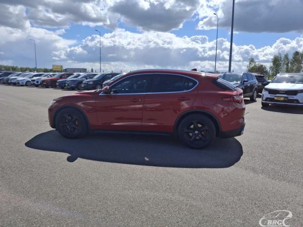 Alfa Romeo Stelvio 2018 Viļņa, ar dzinēja tilpumu 2.00 L un nobraukumu 217 tūkst. km par 12900 €, foto 5 vietnē AUTOMOTO.COM.LV