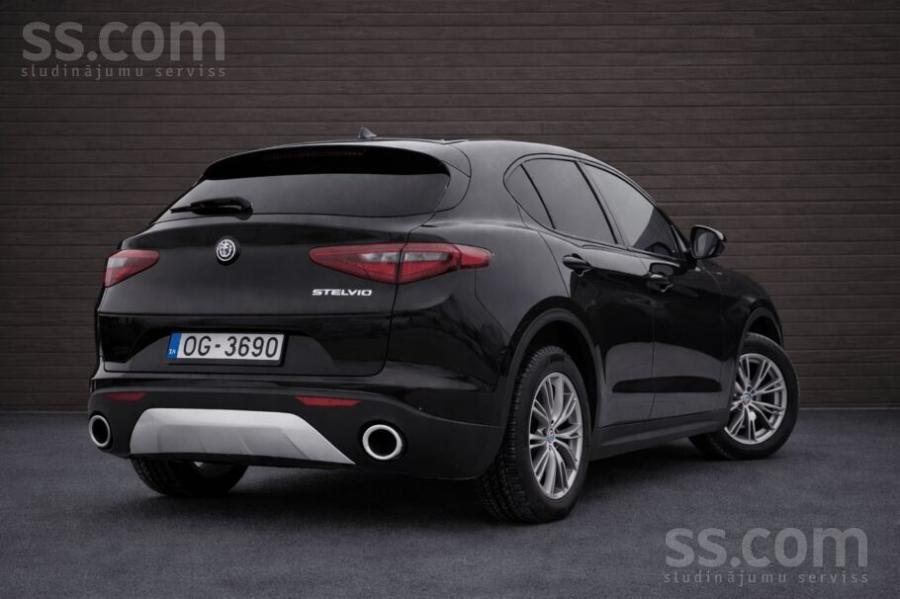 Alfa Romeo Stelvio 2018 in Riga, with an engine capacity of 2.20 L and mileage of 200 thousand km for 18790 €, photo 4 on AUTOMOTO.COM.LV