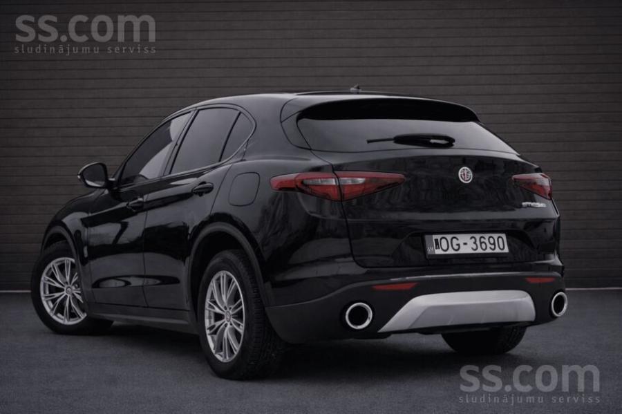 Alfa Romeo Stelvio 2018 in Riga, with an engine capacity of 2.20 L and mileage of 200 thousand km for 18790 €, photo 5 on AUTOMOTO.COM.LV